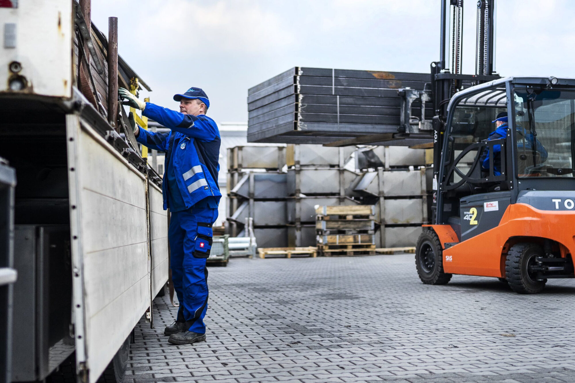 WIEGEL – Ihr Stahl in guten Händen